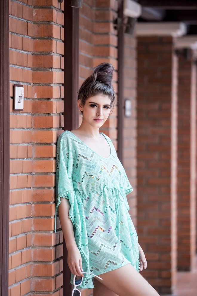 Andrea tái xuất nóng bỏng với bikini | Thời Đại