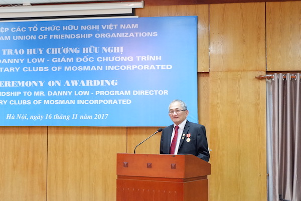 Vinh danh ông Danny Low - Người nỗ lực cống hiến vì sự phát triển của ...